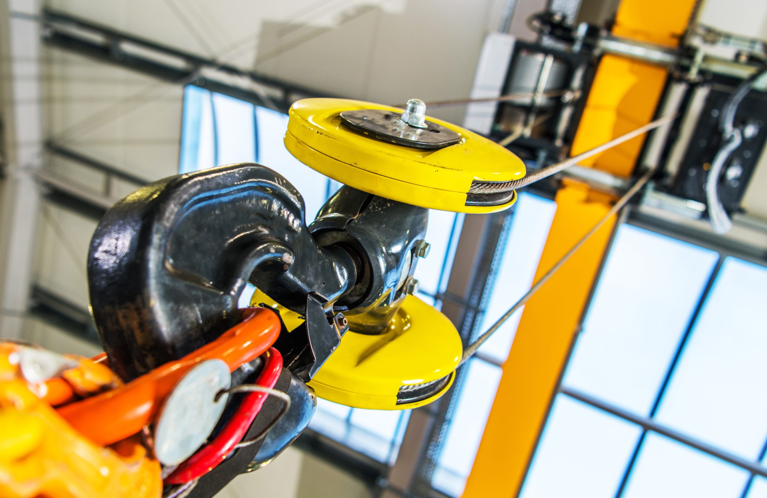 Industrial Cranes and Parts - Identifying Damaged Rigging Equipment